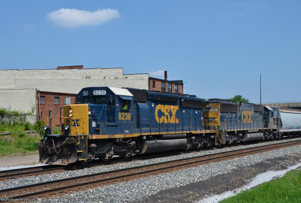 CSX 8236